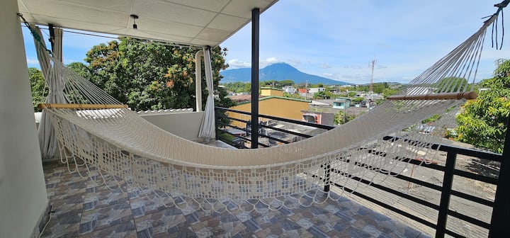 Mi Casa Es Tu Casa/ac/wifi/rooftop With Mts View - El Salvador