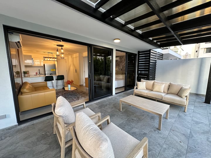 Gem Huge Private Terrace Free Parking 1 Bed 1 Bath - Panama City
