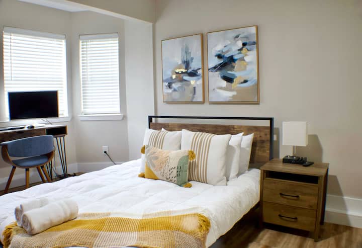 Trendy Aesthetic 2 Br In Plano - プレイノ, TX