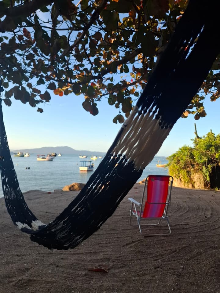 Casa Cabana Com Praia Privativa - Governador Celso Ramos