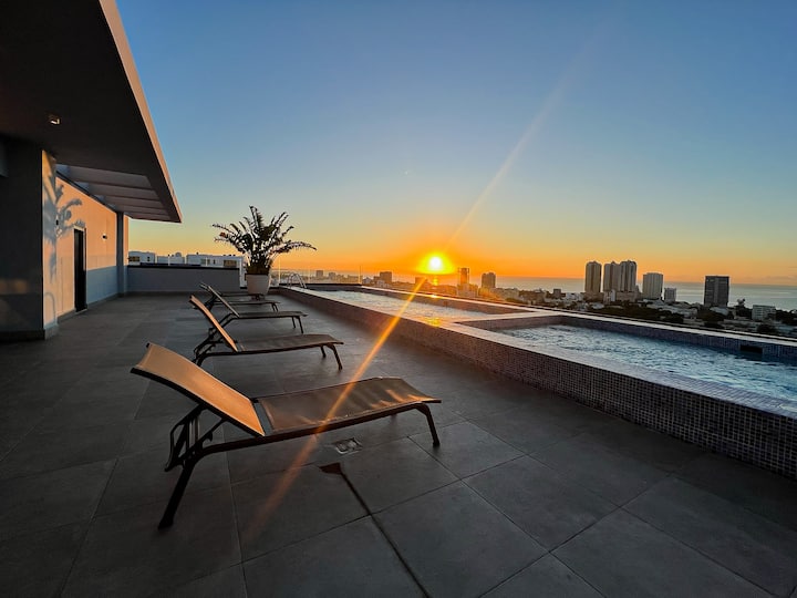 Elegant With Balcony, Rooftop & Gym · Esperilla - Santo Domingo