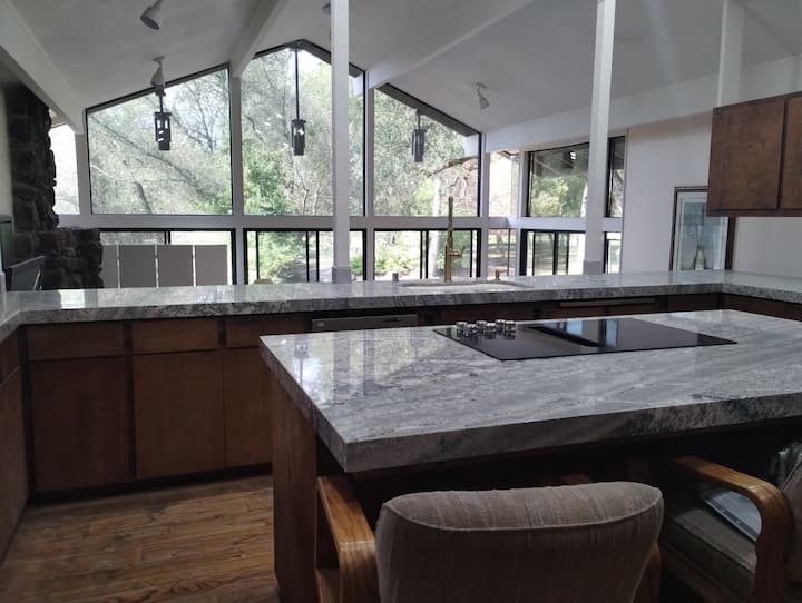 Relax At The Most Secret Lake House - Auburn, CA