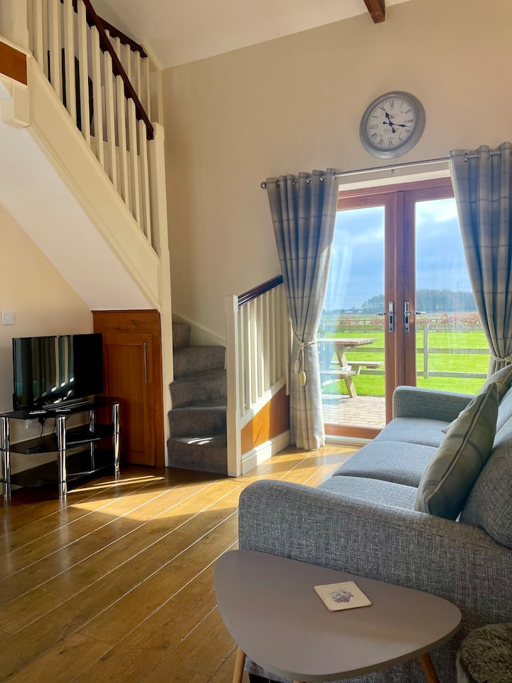Cosy Cottage. Farm. Big Garden. Nr Howden - グール