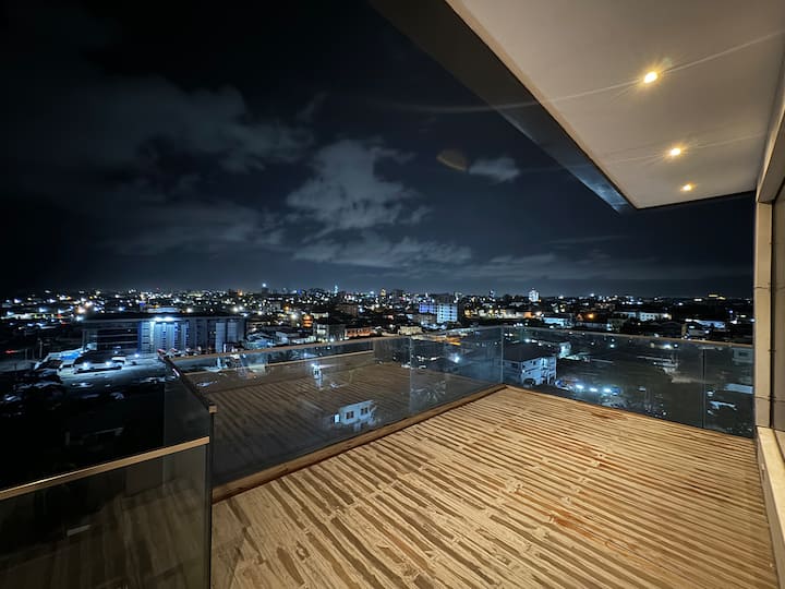 2‑br Penthouse • Ocean‑city Views • Private Lift - Ghana