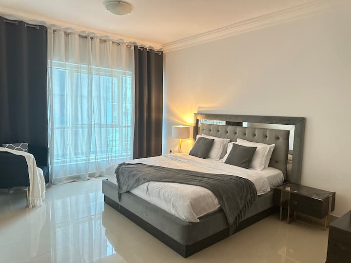 Luxury Room For Rent - Sharjah