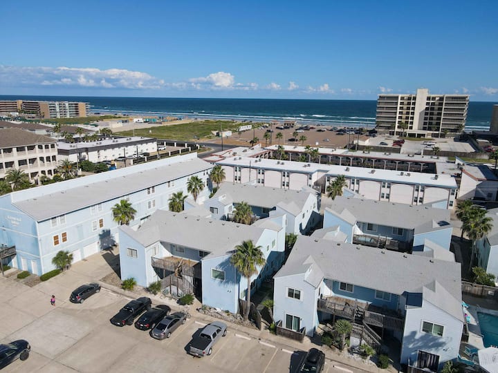 North Padre Hideaway - Leeward 605 - North Padre Island, TX