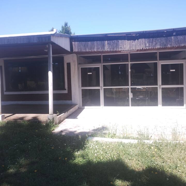 Cabaña Cómoda Para Grupos - Lautaro