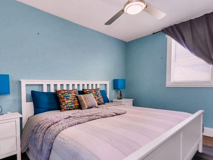 Haven Retreat: Your Cozy Airbnb! - 哈密爾頓