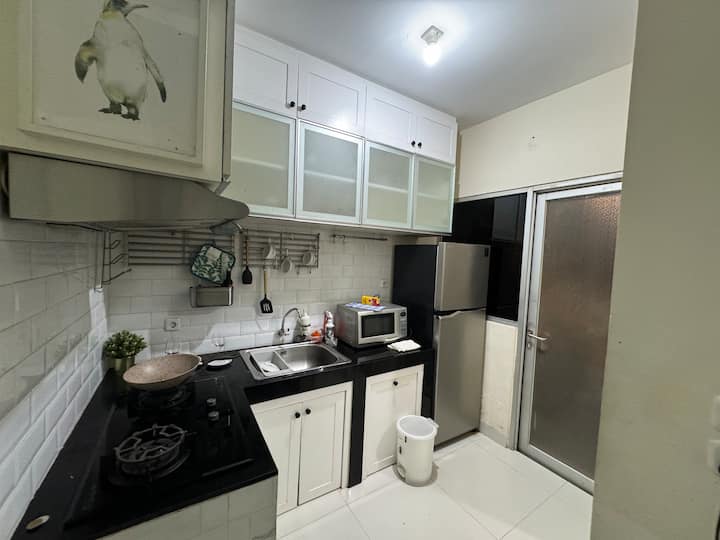 Menteng Square Apartement
Jalan Matraman Raya 30e - Jakarta