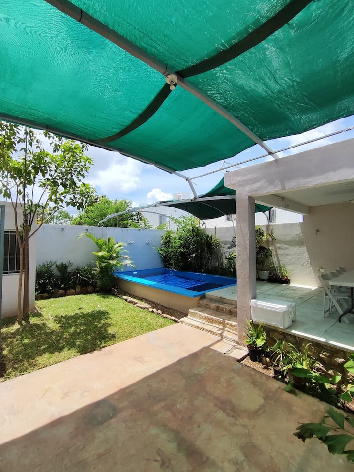 10 Min From Airport! Family House + Pool - Merida