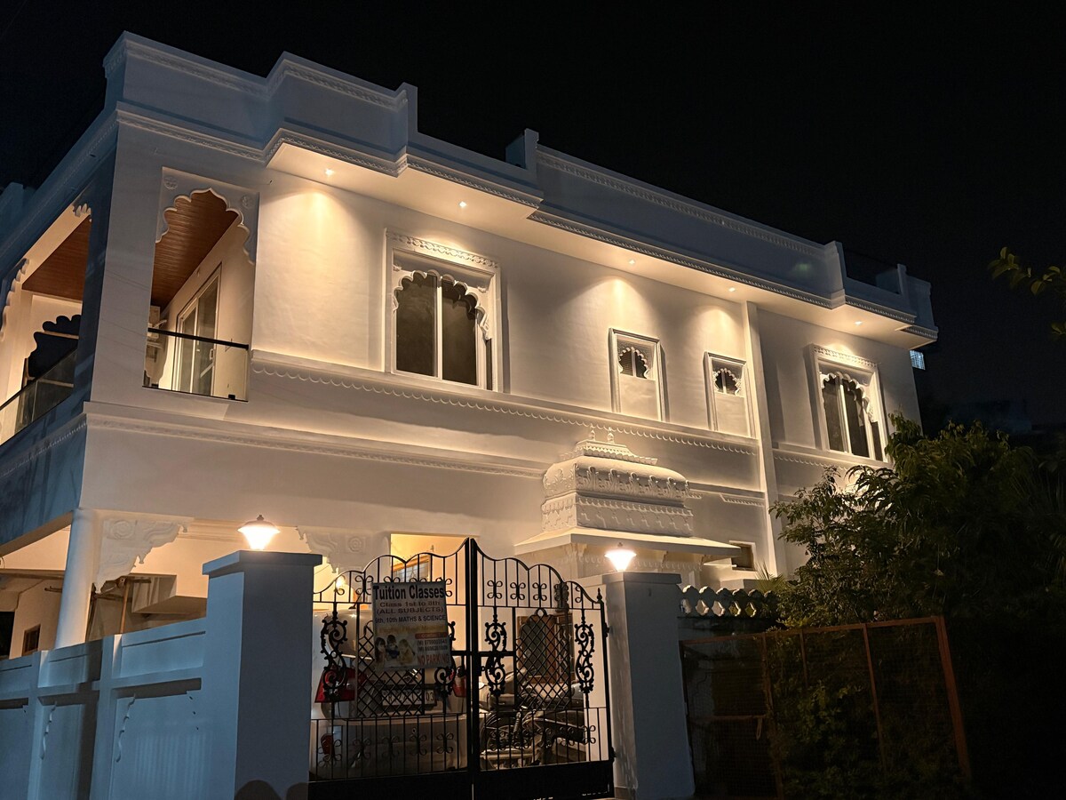 Une maison paisible et entièrement meublée de 2 chambres à Udaipur ...