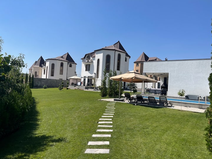 Fabulous Villa In Yerevan. - Yerevan