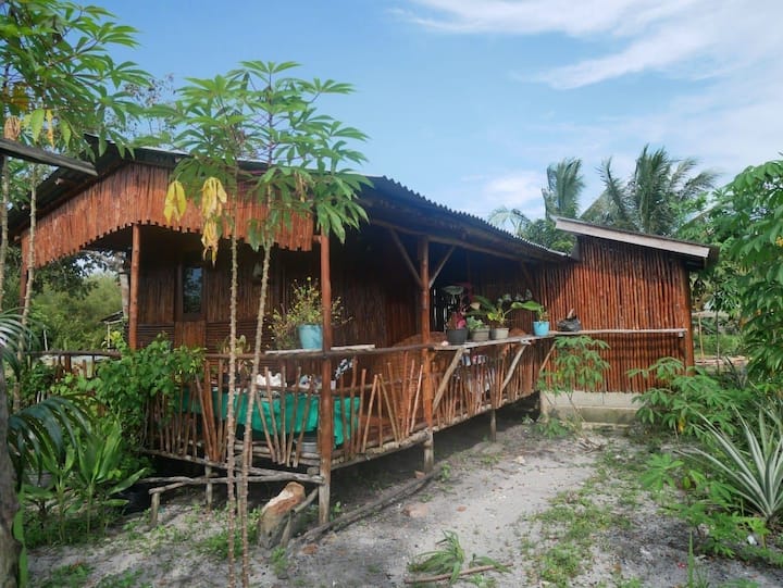 Rumah Kebun Yang Sejuk Di Desa - Bangka Belitung Islands