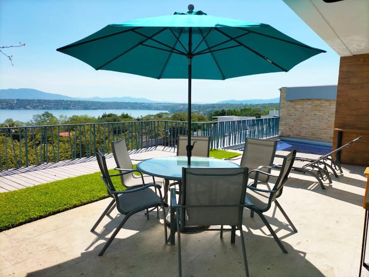 Hermosa Casa Con Vista Al Lago En Teques - Tequesquitengo