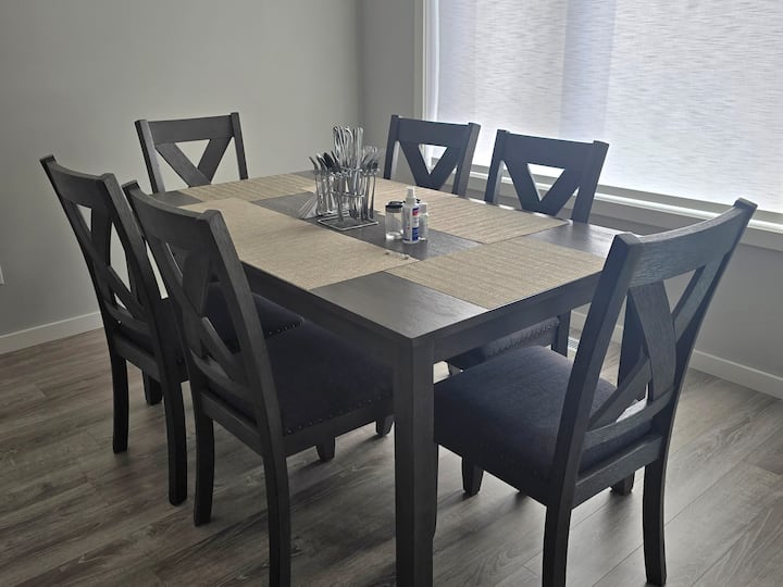 Cozy And Clean Private Room - Single Bed - Winnipeg
