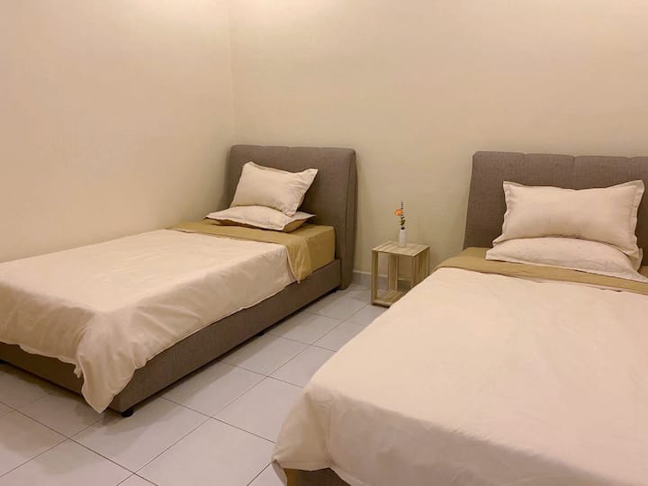 Cozy Homestay Ipoh - Near Station 18 - Ipoh