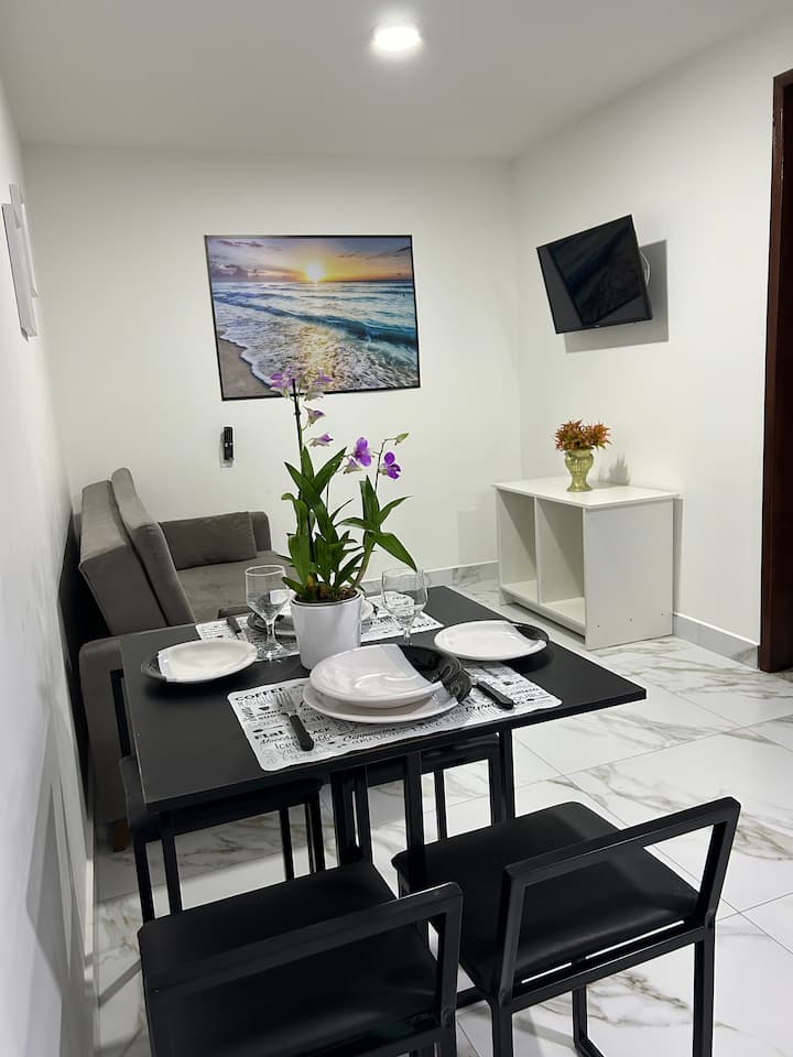 102-apto Novo! Bem Localizado! Ar Cond! 6xs/juros - Cabo Frio