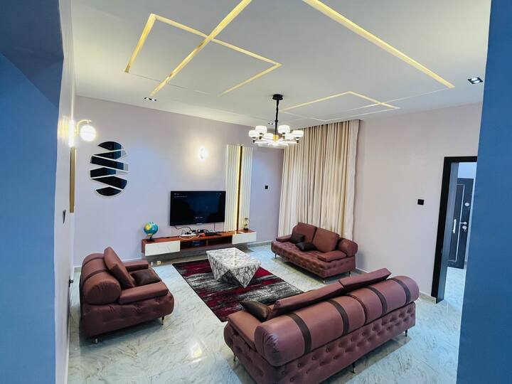 Bankerz Lux Apartment - 조스