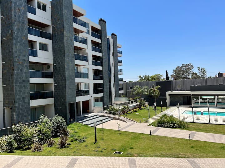 Departamento Premium En Complejo Residencial - Córdoba