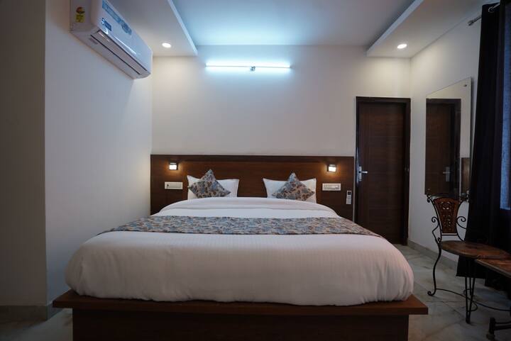 Rooftop Artize - Panchkula