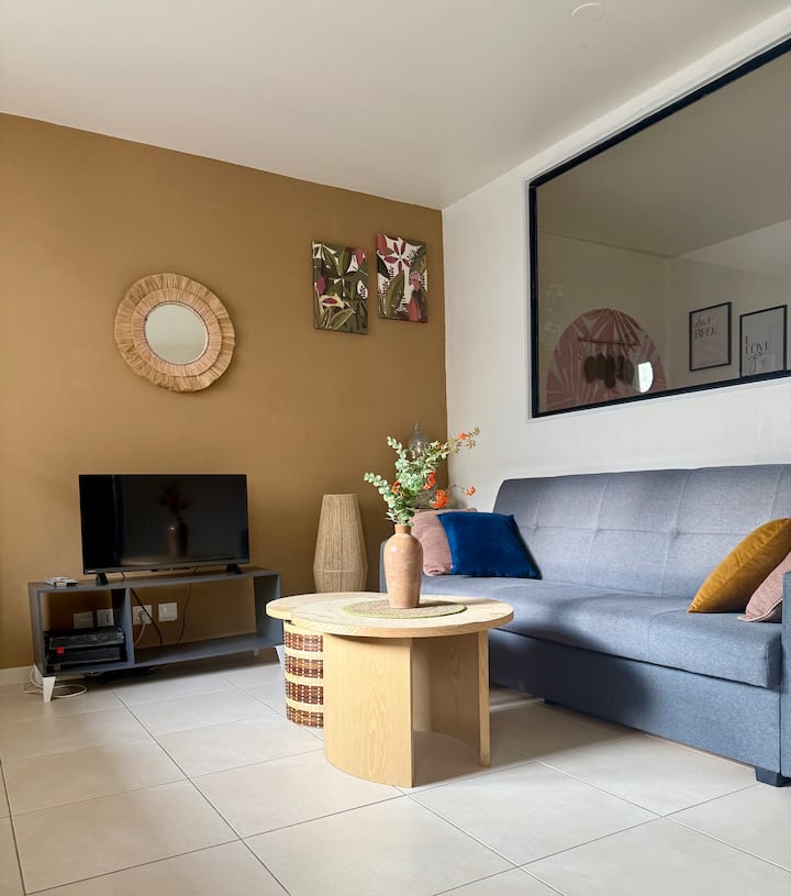 T2 Tout Confort • Université, Gare & Paris Proche - Guyancourt