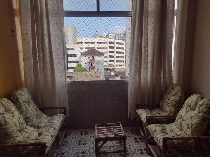 Apt 02 Dormitórios Centro 
Praia De São Vicente - Santos