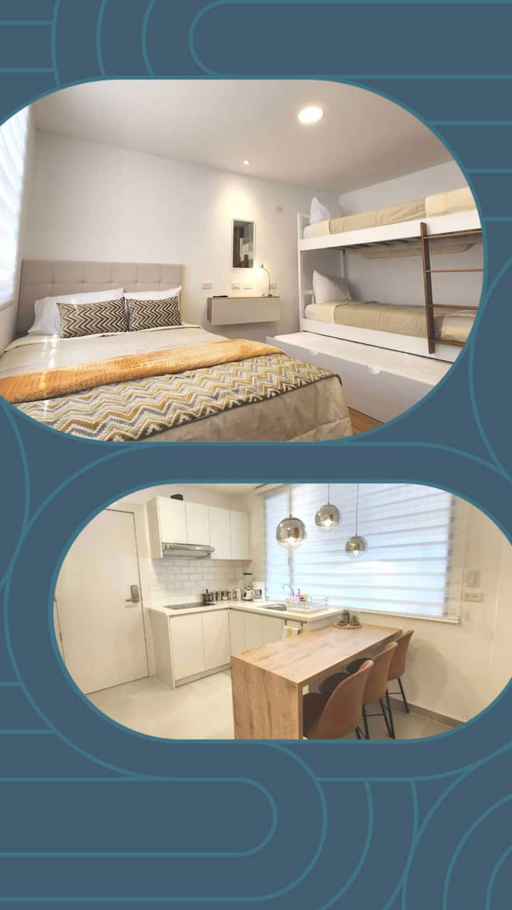 Modern, Small Place. Cuenca's Historical District - Cuenca