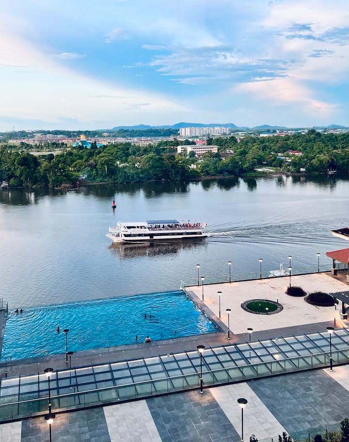 Loff Suite 2 Bedroom At Riverine Diamond Resort - Kuching