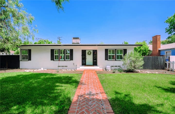 Brand New Cute 3b/2b Entire House Ontario With Ac - 랜초쿠카몽가