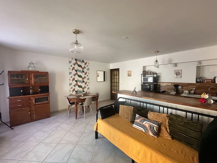Appartement - Cœur De Village - Clim Et Wifi - Remoulins