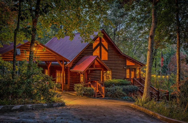 Story Book Cabin| Mnt Views| Close To Dt| Hot Tub - Blue Ridge, GA