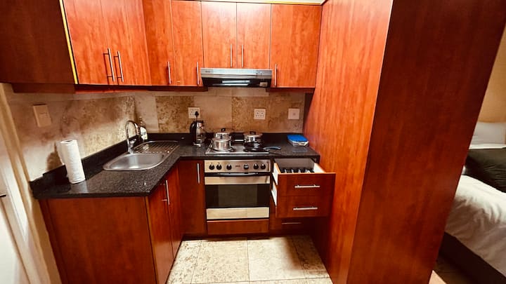 0.5 Studio Apartment At Paarl Cbd - Paarl