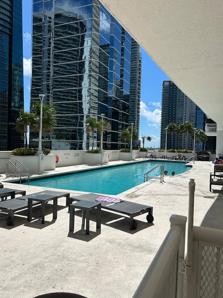 Brickell 1br Balcony Pool Gym Parking Wifi - Miami