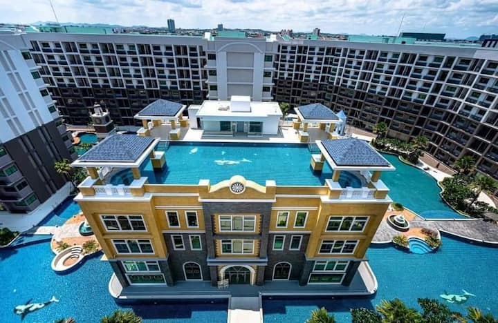 Tropical Resort Style 1br Condo - Pattaya