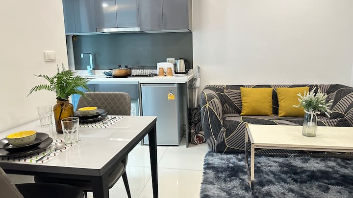 Tropical Resort Style 1br Condo - Pattaya