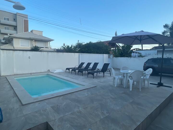 Casa Com 4 Quartos A 50 Mt Da Praia (Palmas) - Governador Celso Ramos