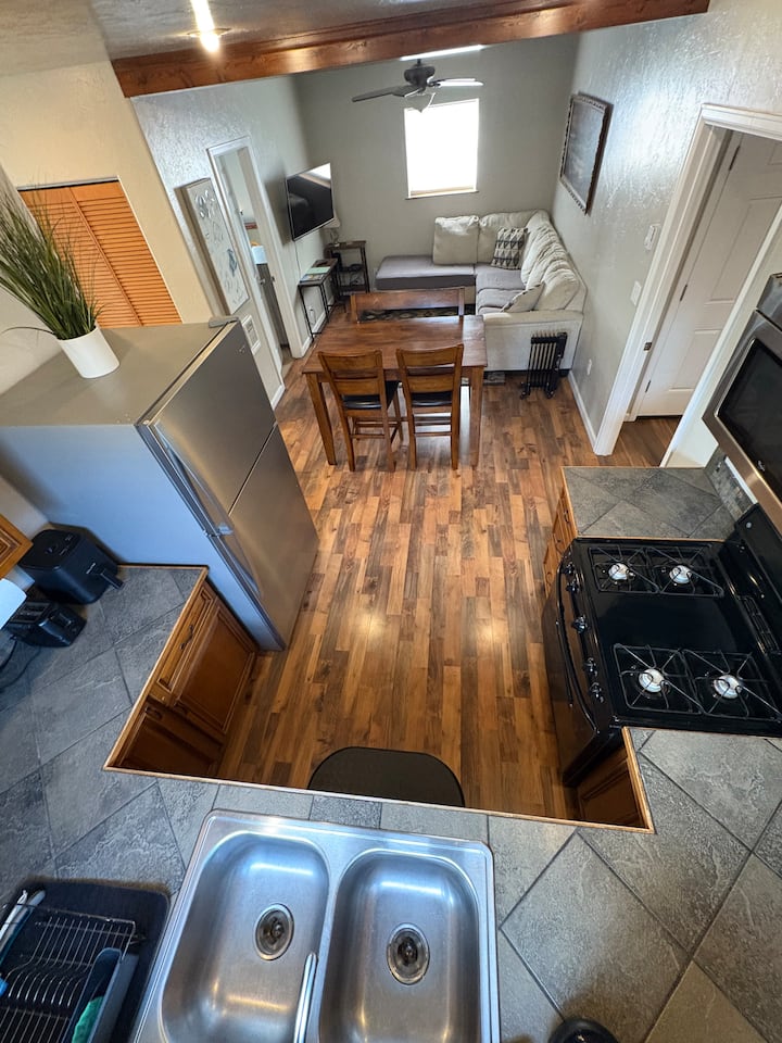 Cozy Pet-friendly Home Near Main Street & Airport - Montrose, CO