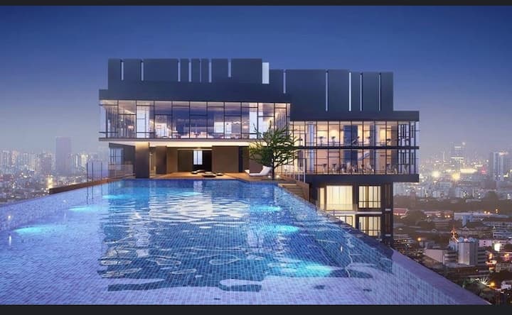 空中泳池 健身房 地铁蓝色线 Tiktok 推荐 - Bangkok