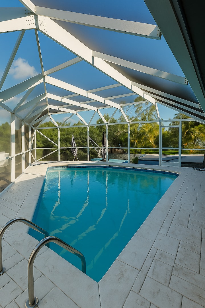 Waterfront Paradise Getaway - 포트마이어스