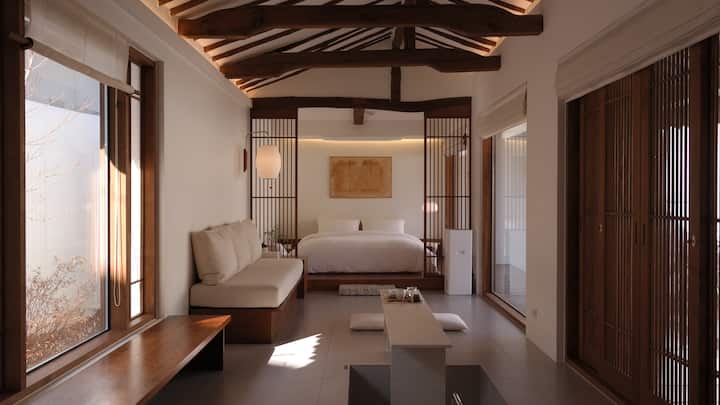 Serene Stay At Myeongju Hanok - Gangneung-si