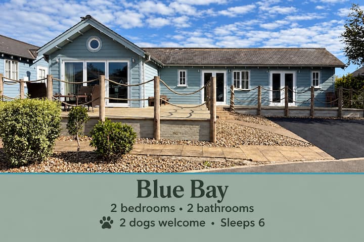 Blue Bay, The Bay Filey, Sleeps 4-6, Dogs Welcome - Filey