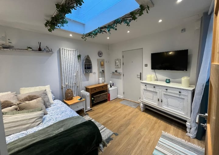 Cosy Garden Cabin Space With Own Parking Space - Portsmouth