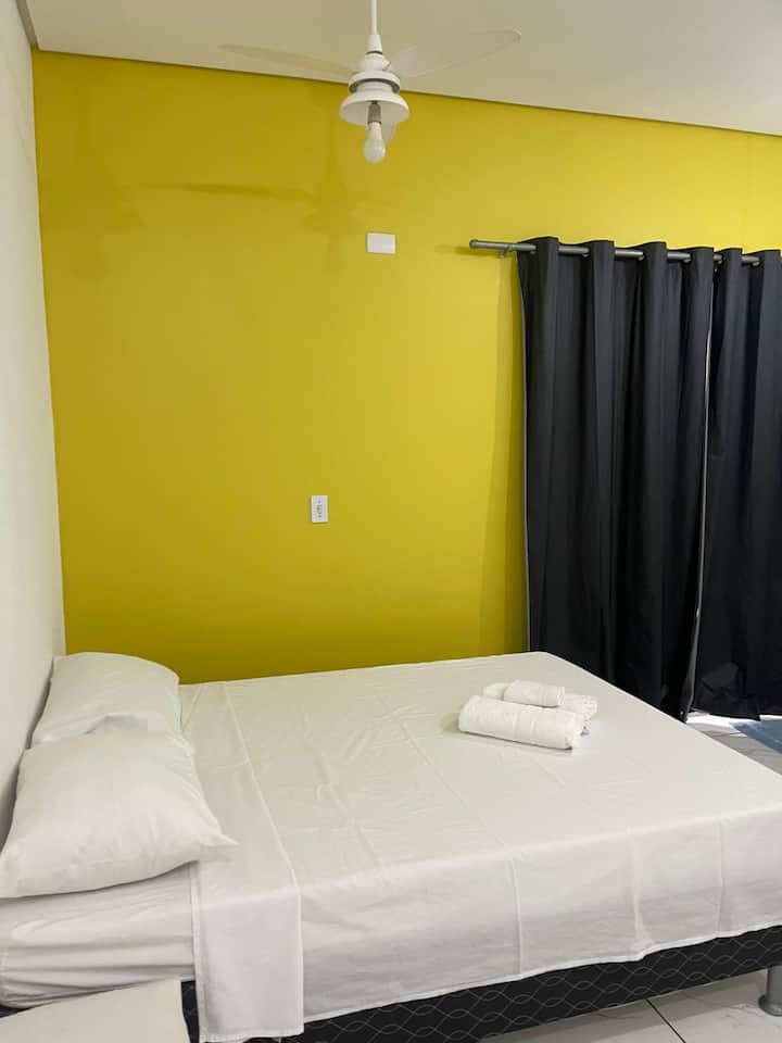 Espaço Tranquilo Com óTimo Custo Benefício Prx Uel - Londrina