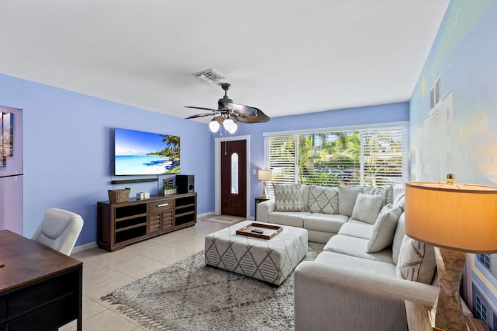 Oasis W/ Heated Pool, Games & Near Top Attractions - Pompano Beach, FL