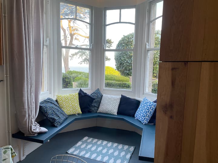 Swanage Apartment - 스와니지