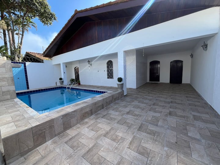 Casa Na Praia Do Pernambuco. - Guarujá