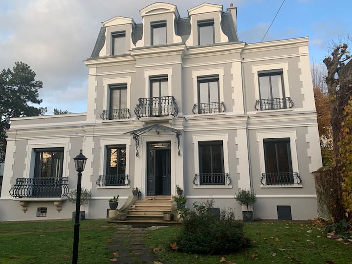 Belle Maison Ancienne, Piscine. Près Rera - Rueil-Malmaison