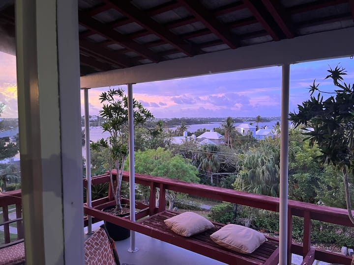 Architect’s Bermuda Home And Pool House - Bermuda