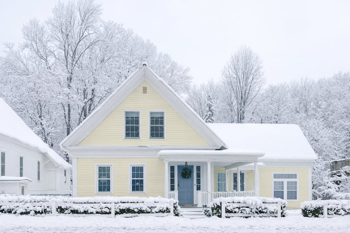 Mountain View Foliage & Ski Spacious Escape - Woodstock, VT