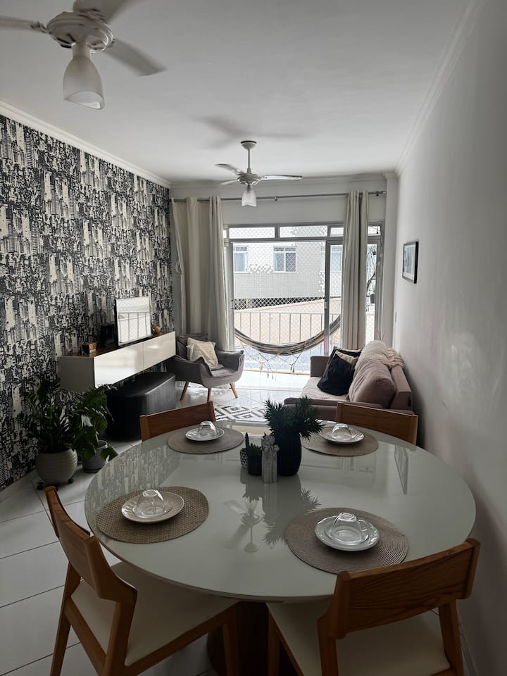 Apartamento à 2 Minutos Da Praia Do Forte - Cabo Frio